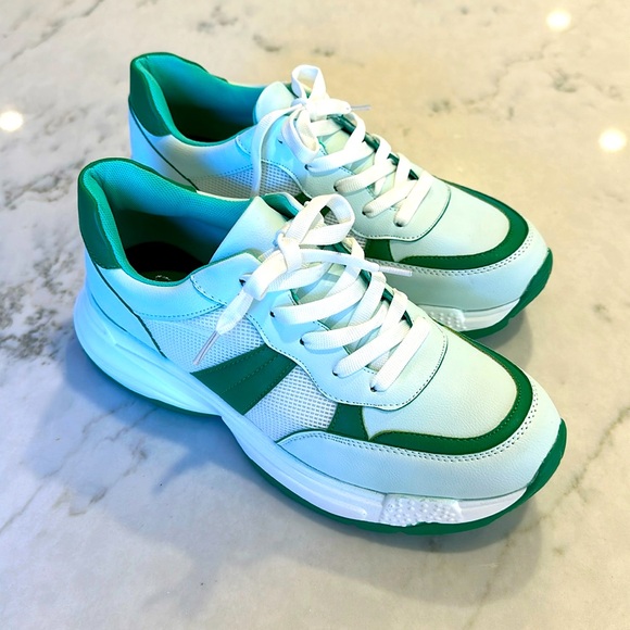 Shop Buru | Shoes | The Cutest Shoes Light Blue And Kelly Green Brand ...